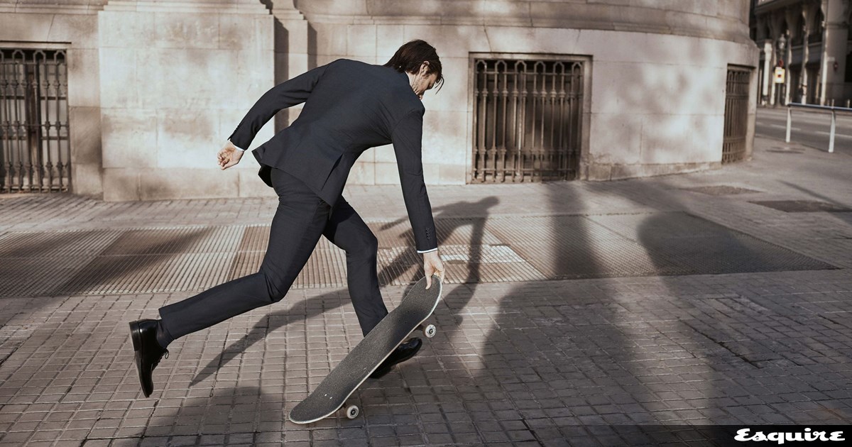 Αυτό το κοστούμι της Mango δεν θέλει σίδερο