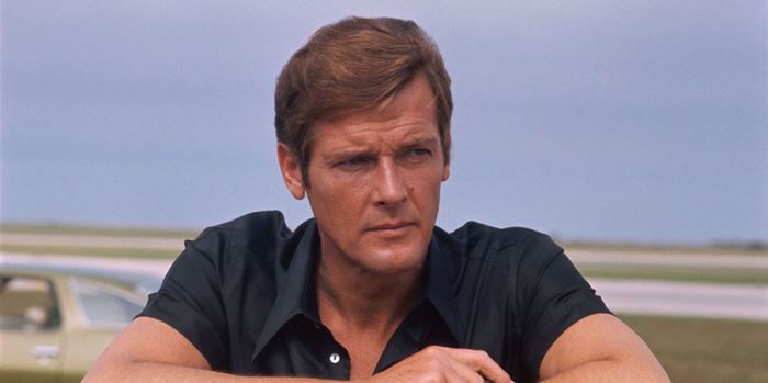 ΡΟΤΖΕΡ ΜΟΥΡ